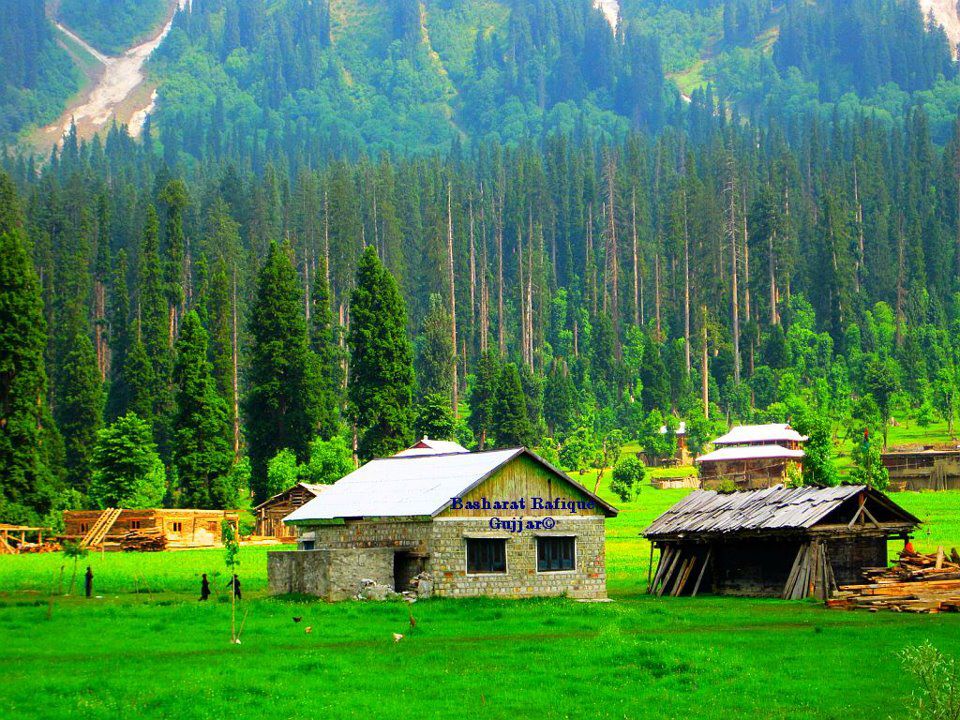 Most Beautiful Place In Kashmir