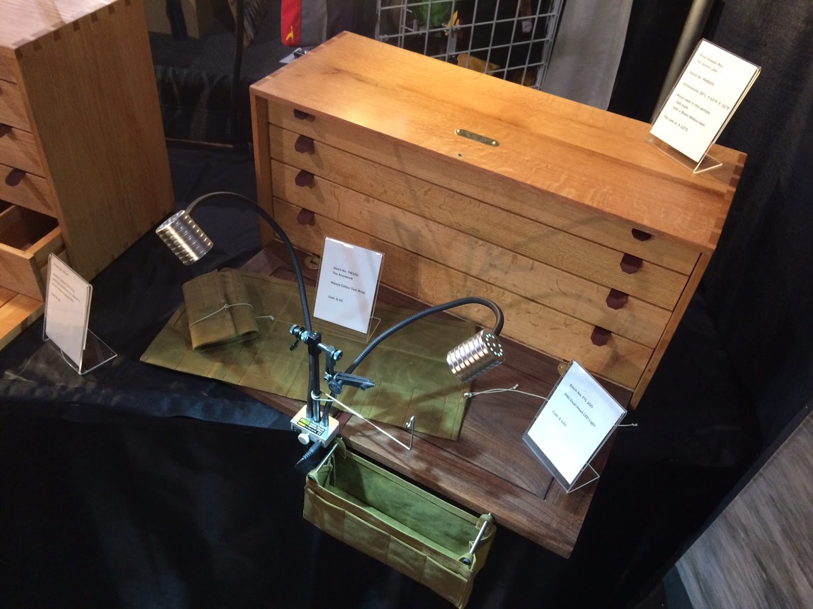 BigDryFly.com: Maine-Made Best Co Fly Tying Desks