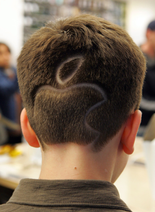 Around the World: Apple Logo and Steve Jobs Shaved Into Head