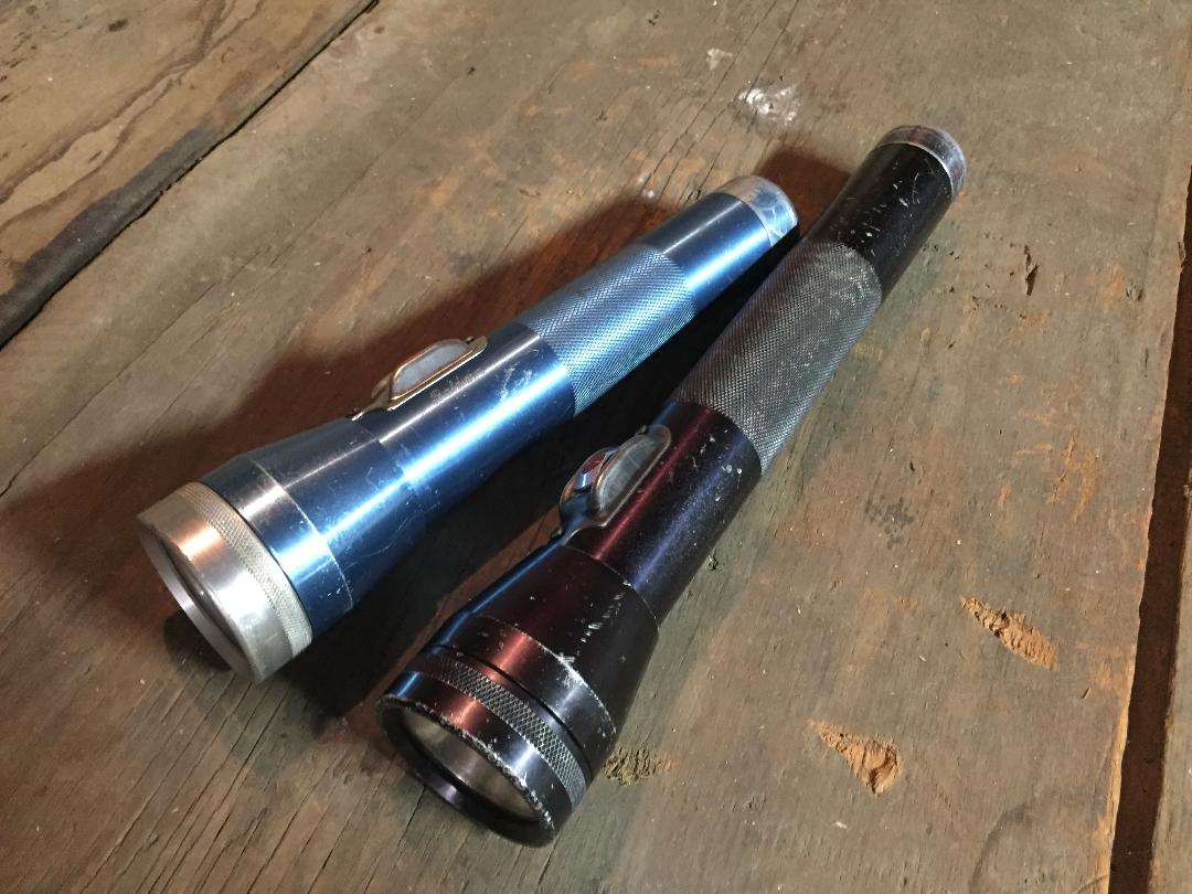 Jason's Flashlight Blog: More than just Maglites: Kel-Lite Stud-Lites