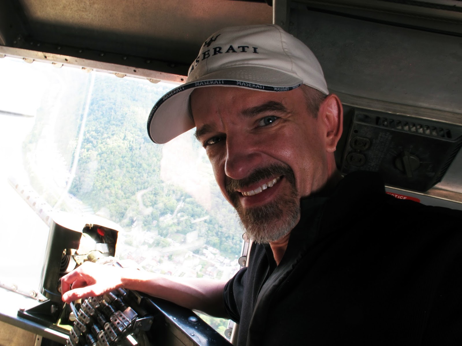 Aviation Art of Ron Cole & Cole's Aircraft