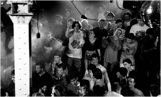 The Story of Shopping: RAVERS!