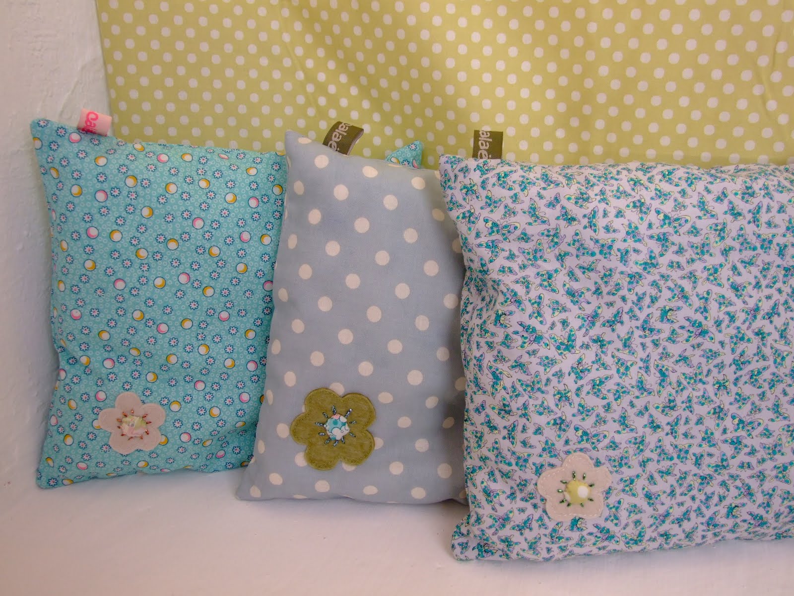 mini coussins... [nouveauté]