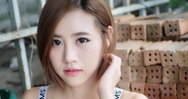 Video Lagi Ribut Dengan Sang Pacar Pigi Ke Tempat Teman Bermain Kuis" Kalah Hukuman Buka"an Dan ...