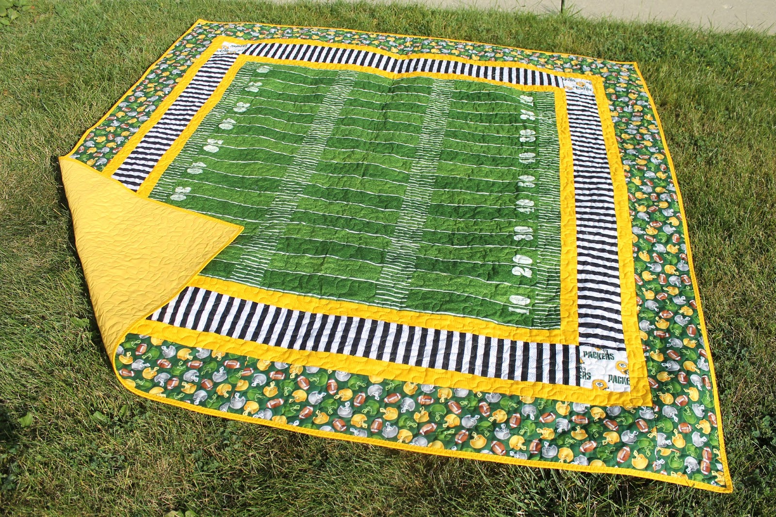 SunShine Sews...: Go Pack Go! Quilt Kit