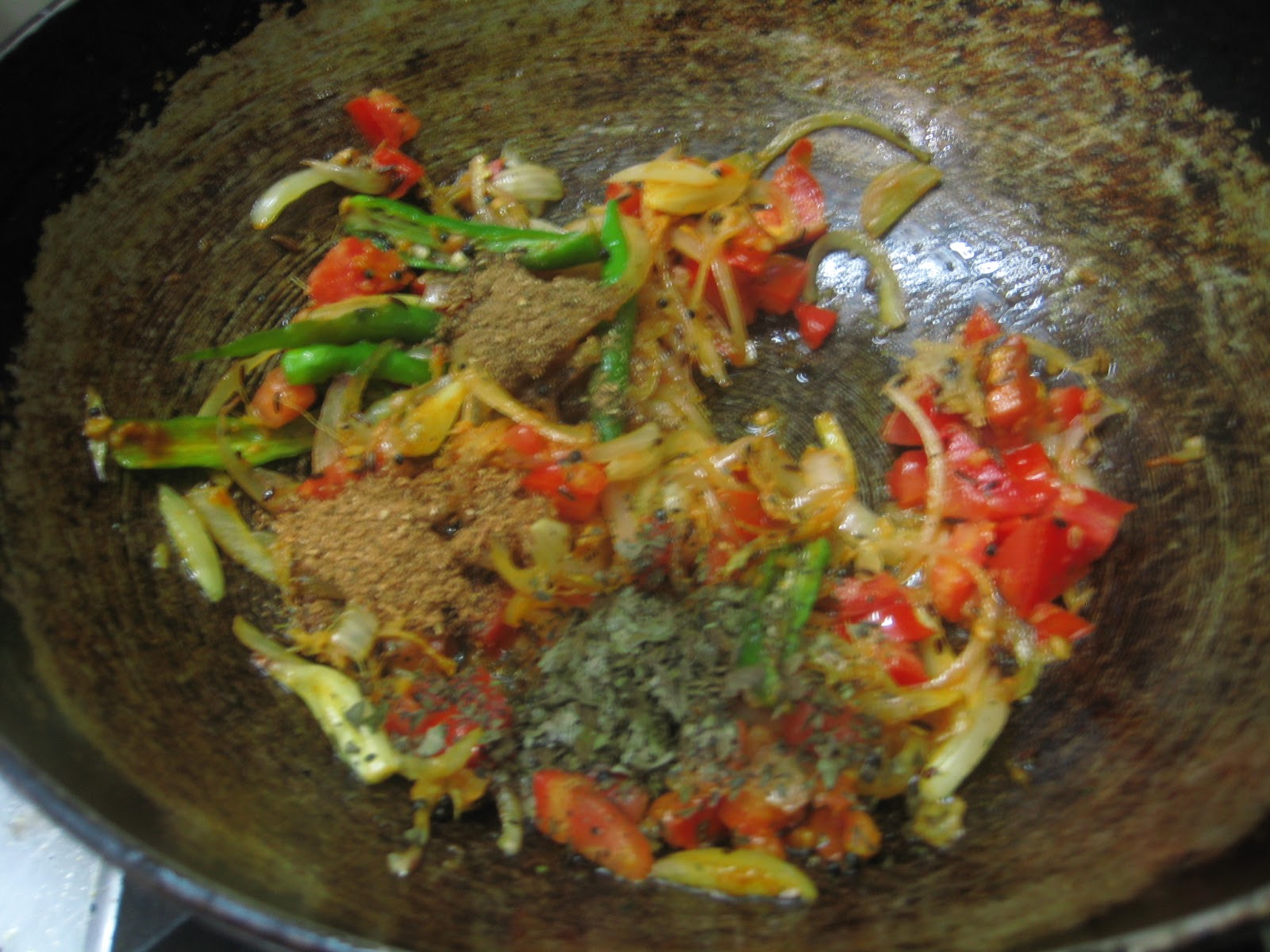 madhuri's kitchen: Poori Aloo Sabji / Poori Dumpala Koora / Poori ...