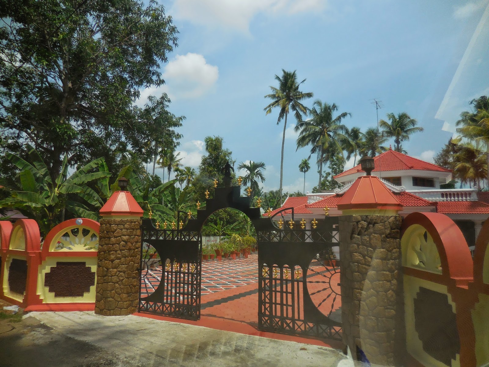 Kerala Gate Designs: Different types of house gates in Kerala