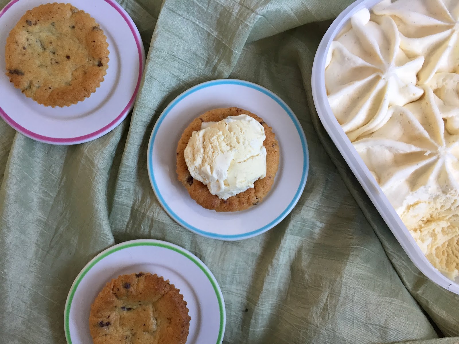 Cookie Dough Cups [and a giant cookie] - Q's Kitchen