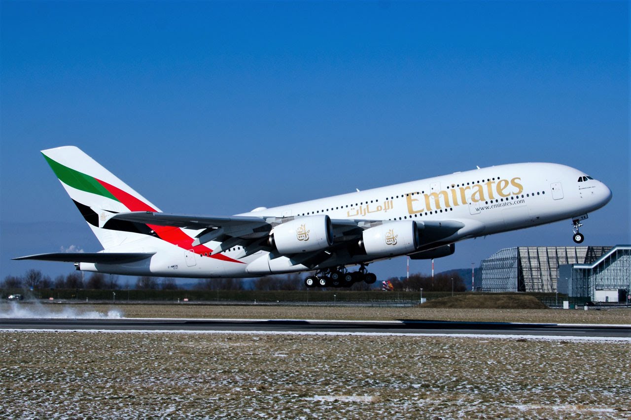 Airbus Hamburg Finkenwerder News: A380-842, Emirates, A6-EVA (MSN 167)
