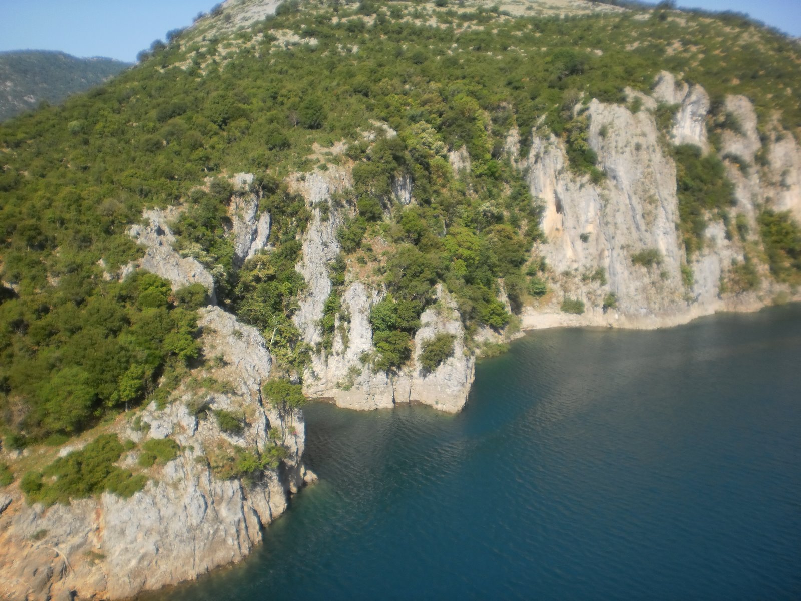 ΤΑΤΑΡΝΑ TPIΠΟΤΑΜΟΣ ΕΥΡΥΤΑΝΙΑΣ: ΦΩΤΟΓΡΑΦΙΕΣ ΑΠΟ ΤΗ ΓΕΦΥΡΑ ΤΗΣ ΤΑΤΑΡΝΑΣ