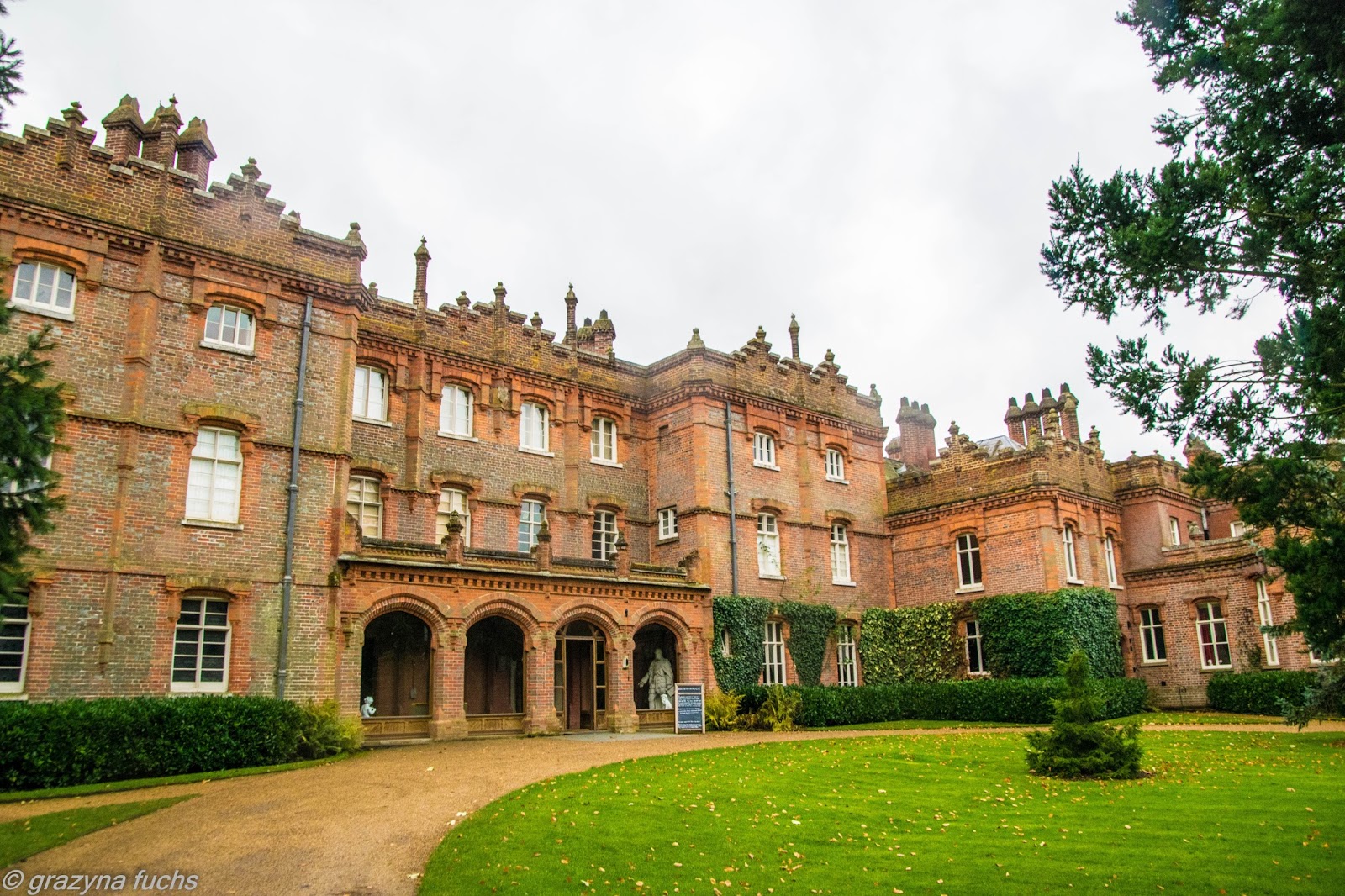 Enjoy your time with beautiful places: Hughenden - country home of the ...