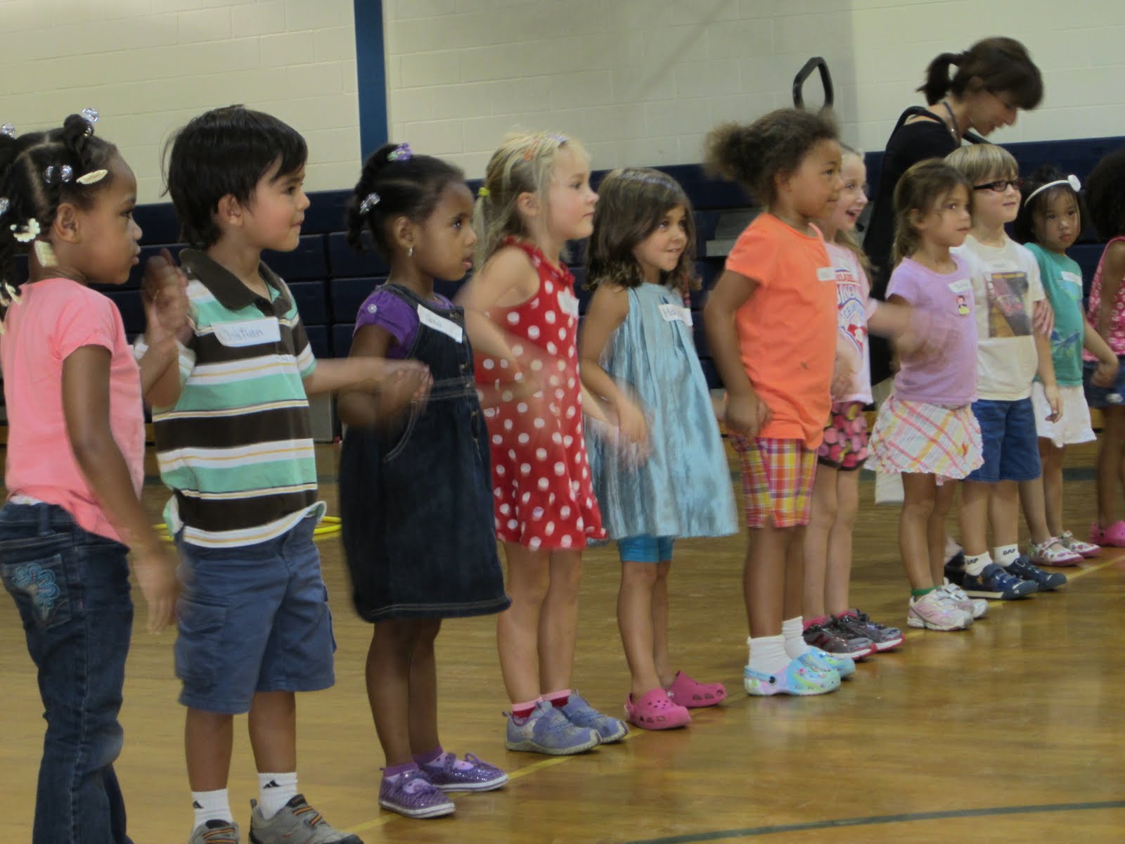 Paula and Alicia's Emerging PreK: Our First Gym Class....