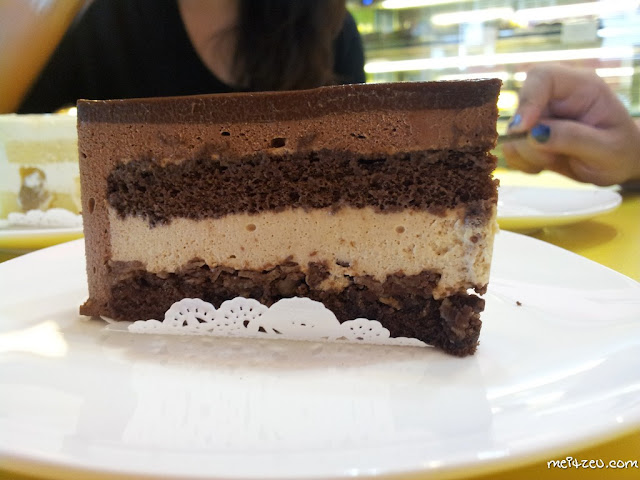 Cakes & Macarons by Lady Bon Bon @ Lintas ~ MEITZEU