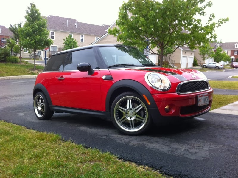 MINI Cooper Poison: Voxx 17x on R56 Chilli Red Justa
