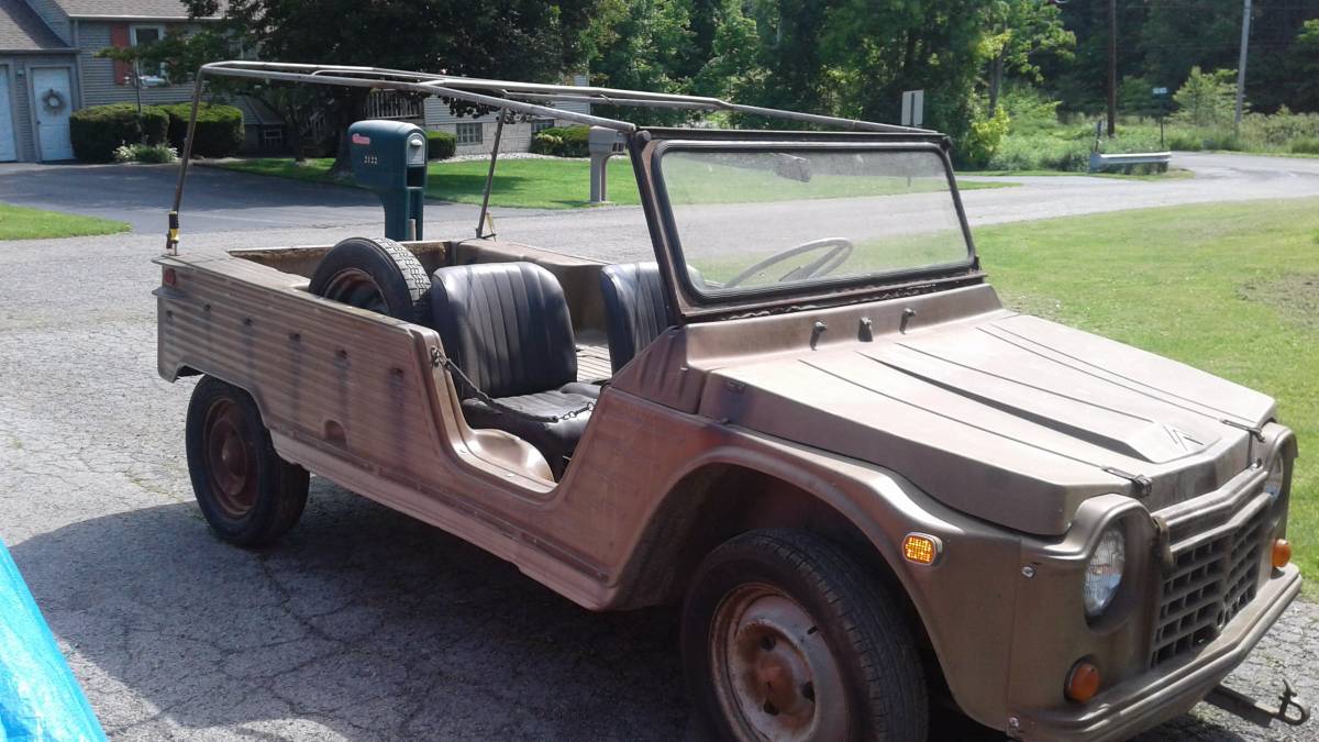 2 Camels: 1970 Citroën Méhari - DailyTurismo