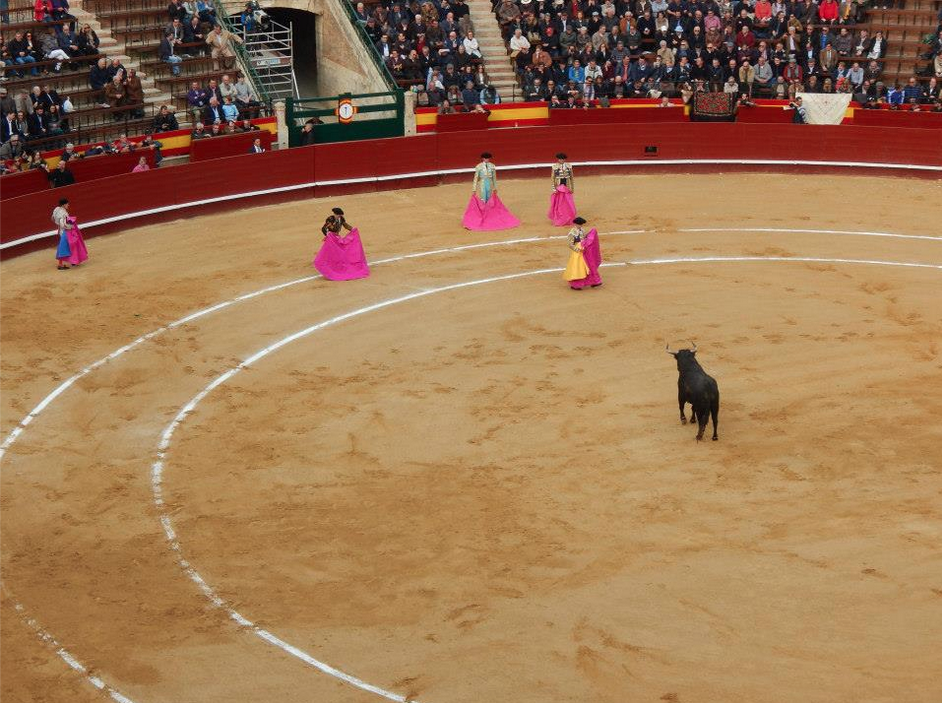Jess in Wunderlust: My experience at a real bullfight