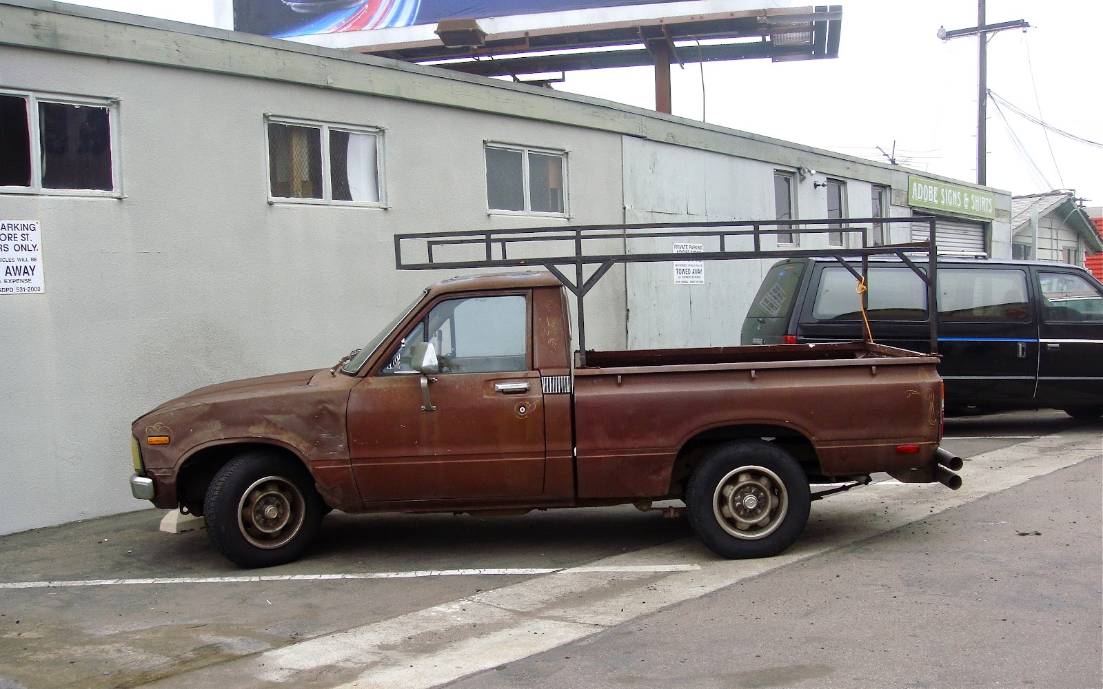 THE STREET PEEP: 1981 Toyota Hilux SR5