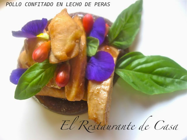 POLLO CONFITADO EN LECHO DE PERAS