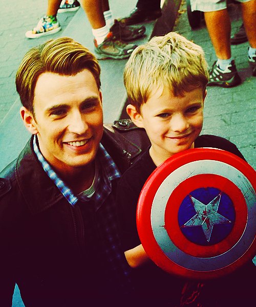 TripleSexys: Cris Evans... ufff, TRIPLE PAPITO!!