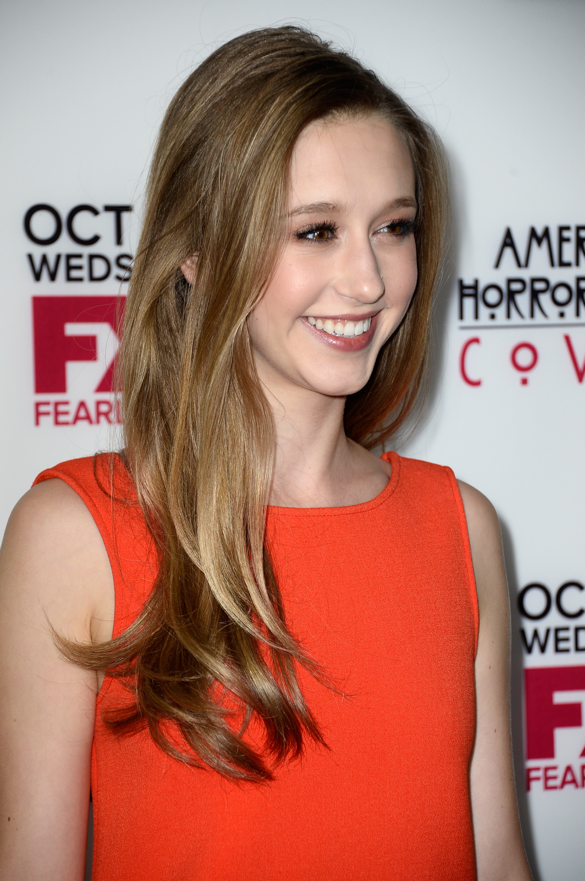 Taissa Farmiga summary - Bluecandydreams Gallery