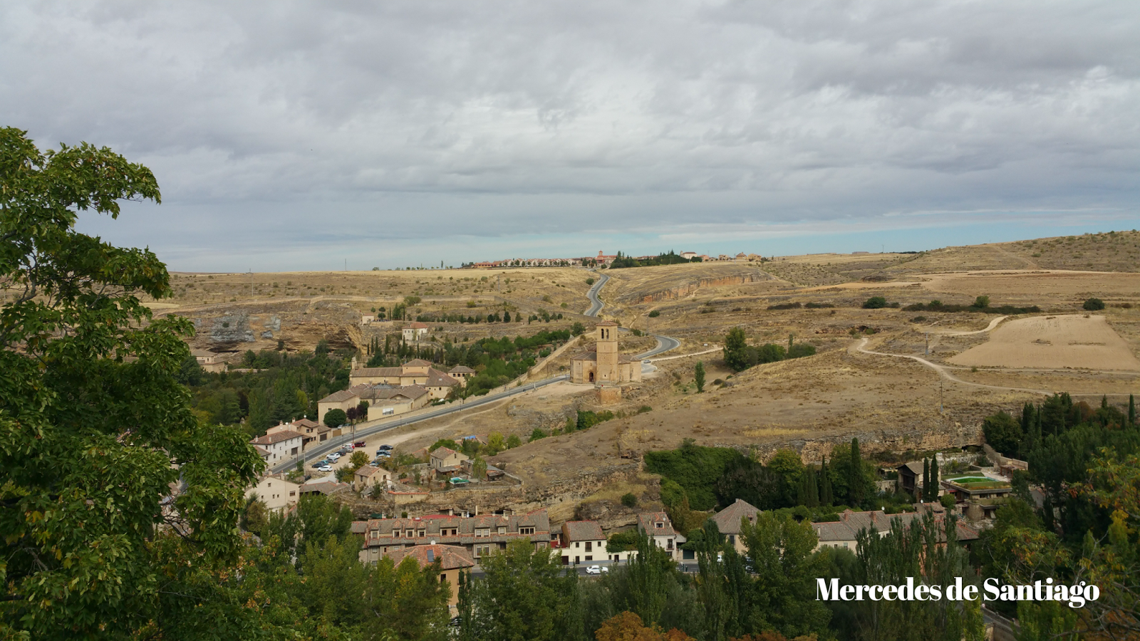 Fotograrte: Iglesia de la Vera Cruz y Zamarramala desde Segovia