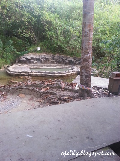 Woman With Big Dreams: Kolam Air Panas Annah Rais, Padawan, Sarawak.