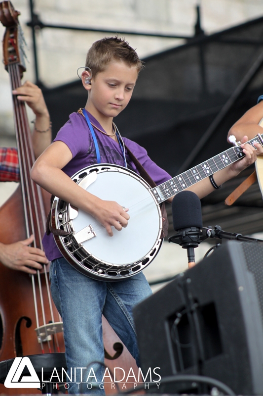Quirky NY Chick: Newport Folk Festival: Sunday Through My Lens