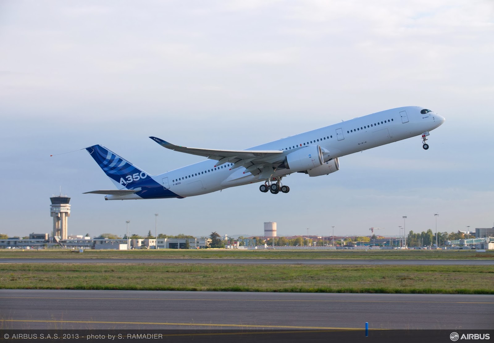 Flyingphotos Magazine News: Second A350 XWB test aircraft successfully ...