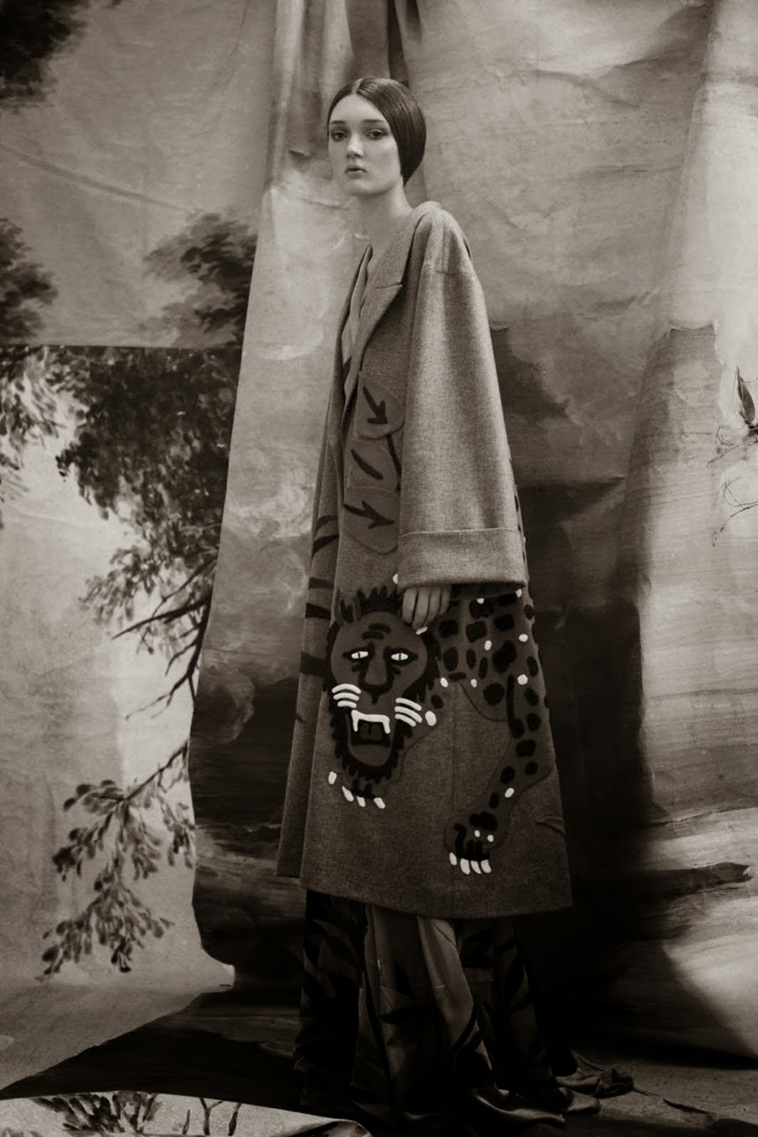 Smartologie: Valentino Haute Couture Editorial for Vogue Italia March 2014