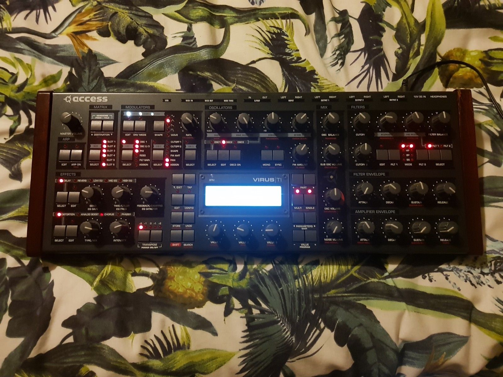 MATRIXSYNTH: Access Virus TI Rack