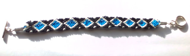 Vovs Jewellery Blog: Diamond Pattern Friendship Bracelet Tutorial