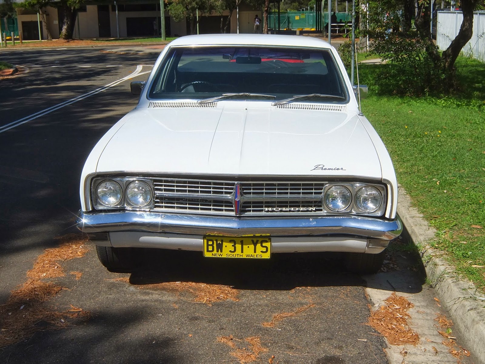 Aussie Old Parked Cars: 1968 Holden HK Premier Ute
