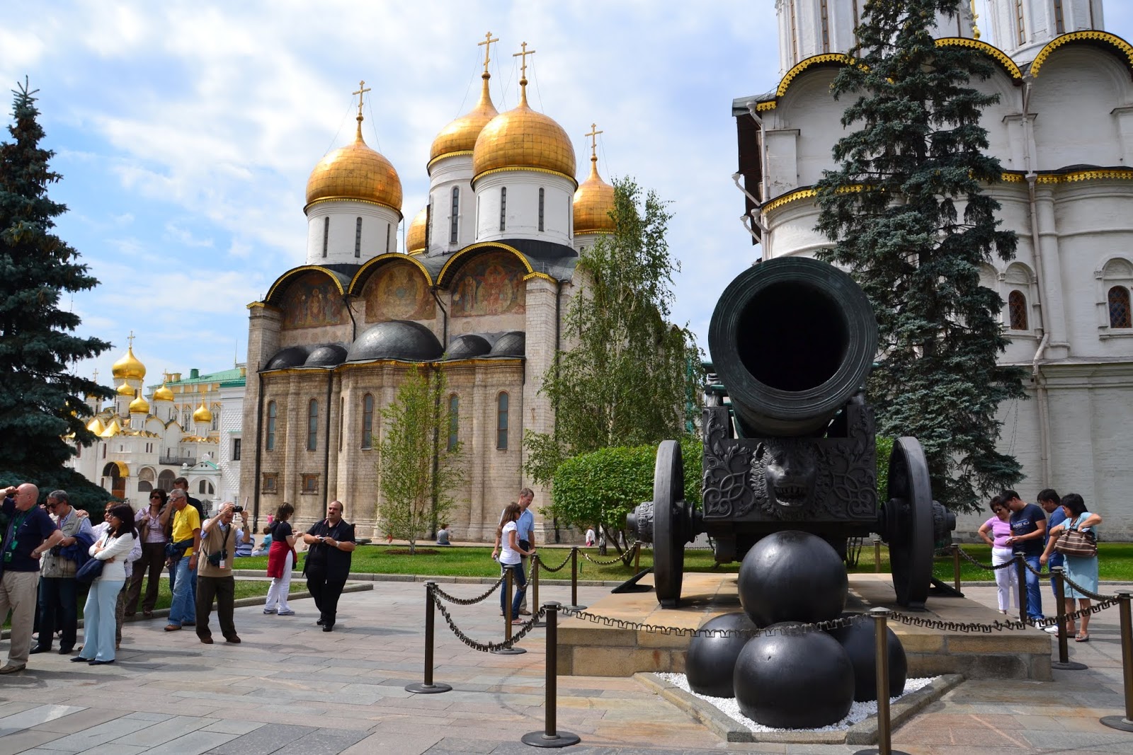 Eat Fly & Play: Russia - Moscow 7.6