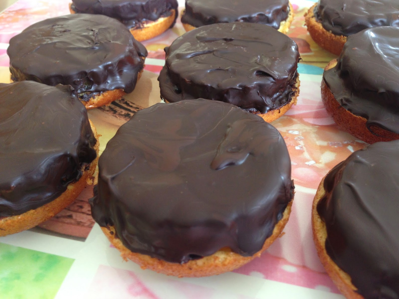 Grabbing life by the kettlebells...: Jaffa Cakes...