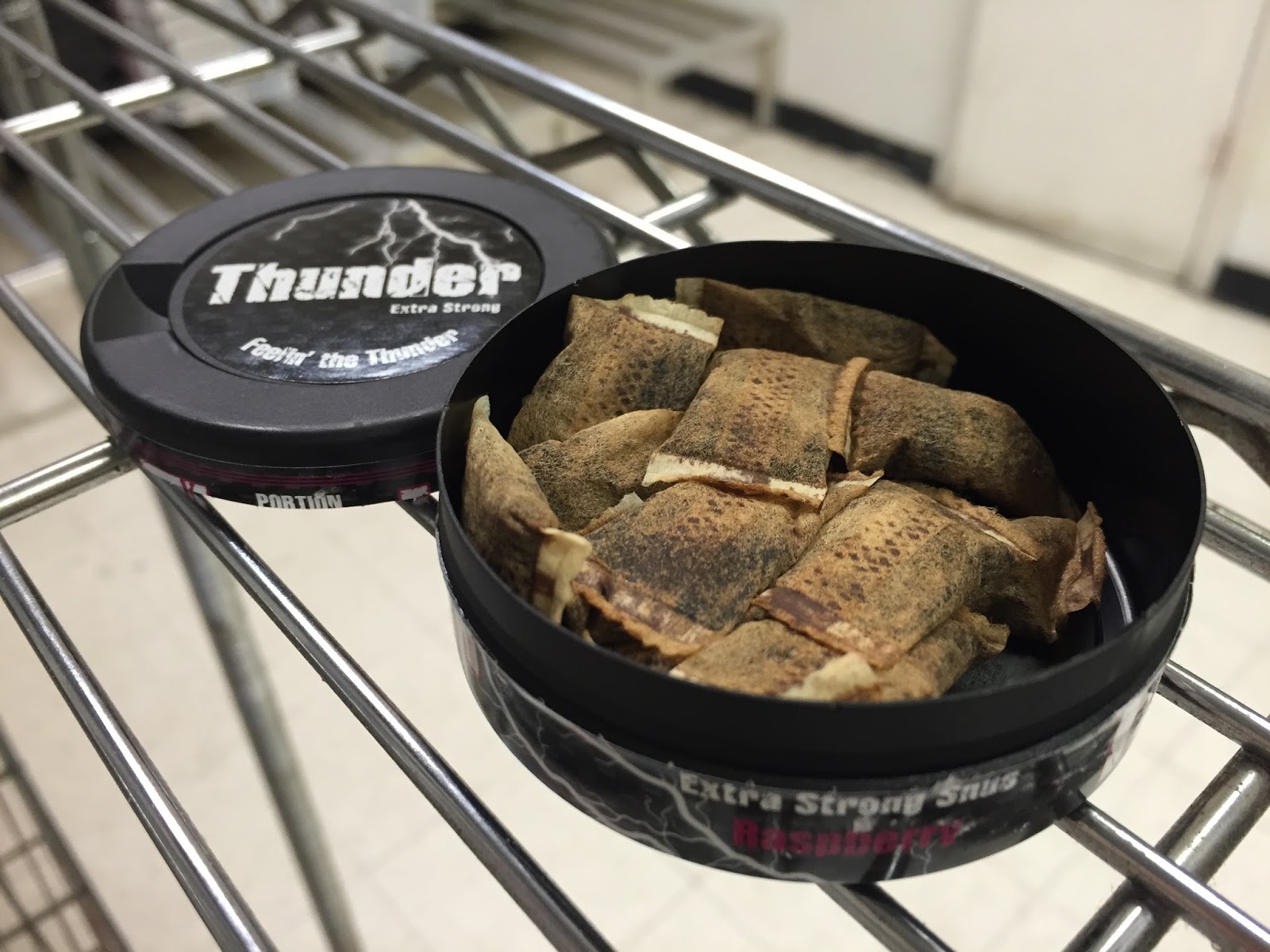 Thunder Raspberry (Extra Strong) Review (Discontinued). 15 February 2014.