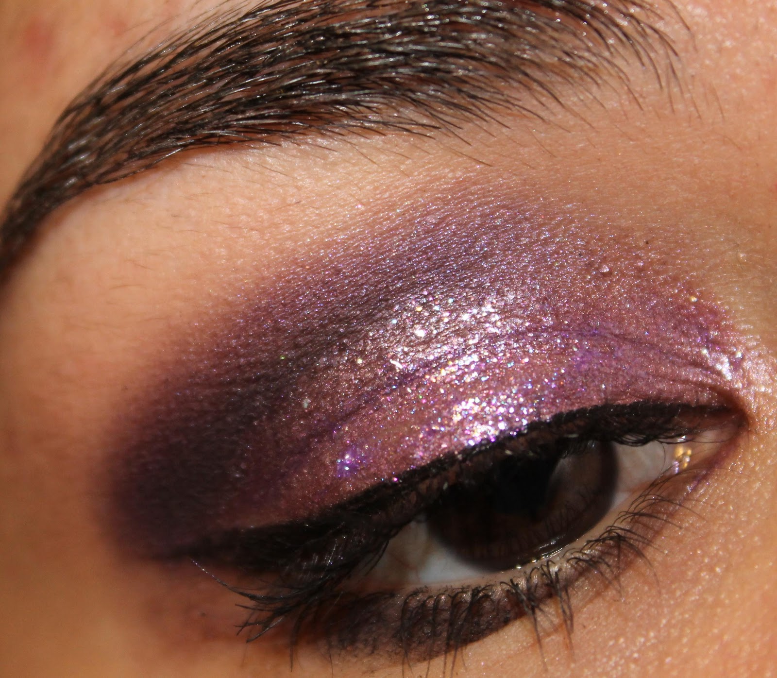 The Dark Side of Beauty: Review: Love Alpha Frozen Jelly Eye Colors