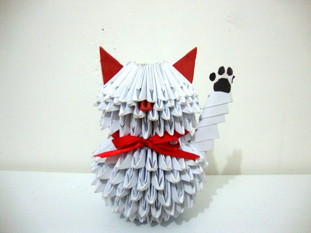 Origamé: Gato da Sorte. Em Block folding / Origami Shugei.