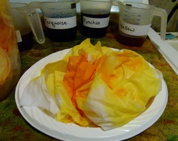 Elaine Quehl: Dyeing Multi-Coloured Fabrics