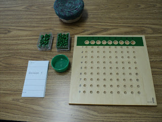 montessori magic: Math ~ The Unit Division Board