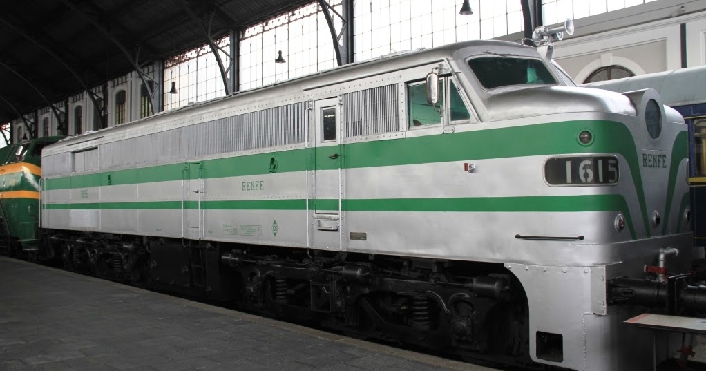 Rails sense fronteres: Locomotores Dièsel-elèctriques, serie 316 de Renfe.