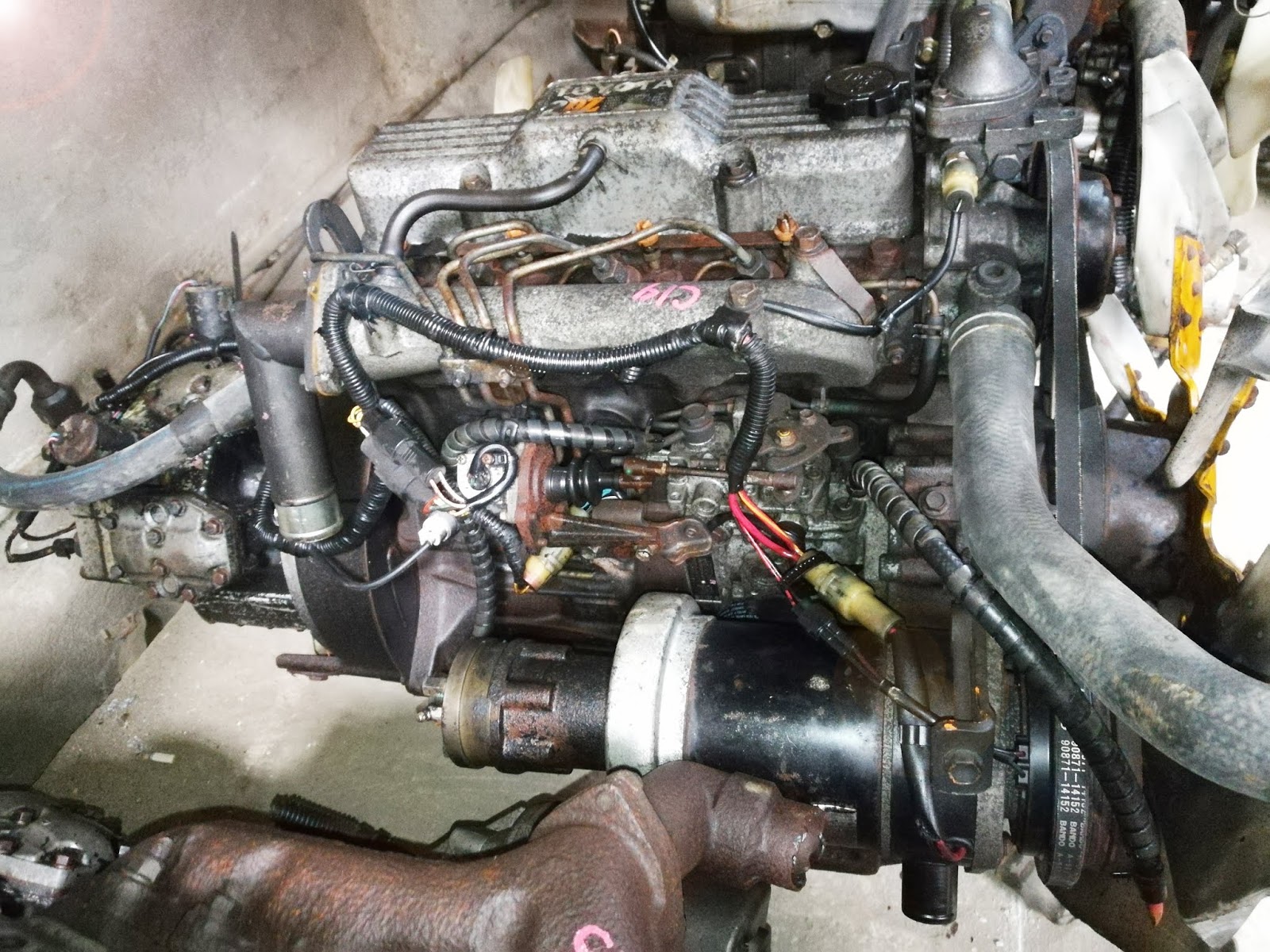 Products: Toyota 2DZ 4 cylinder engine