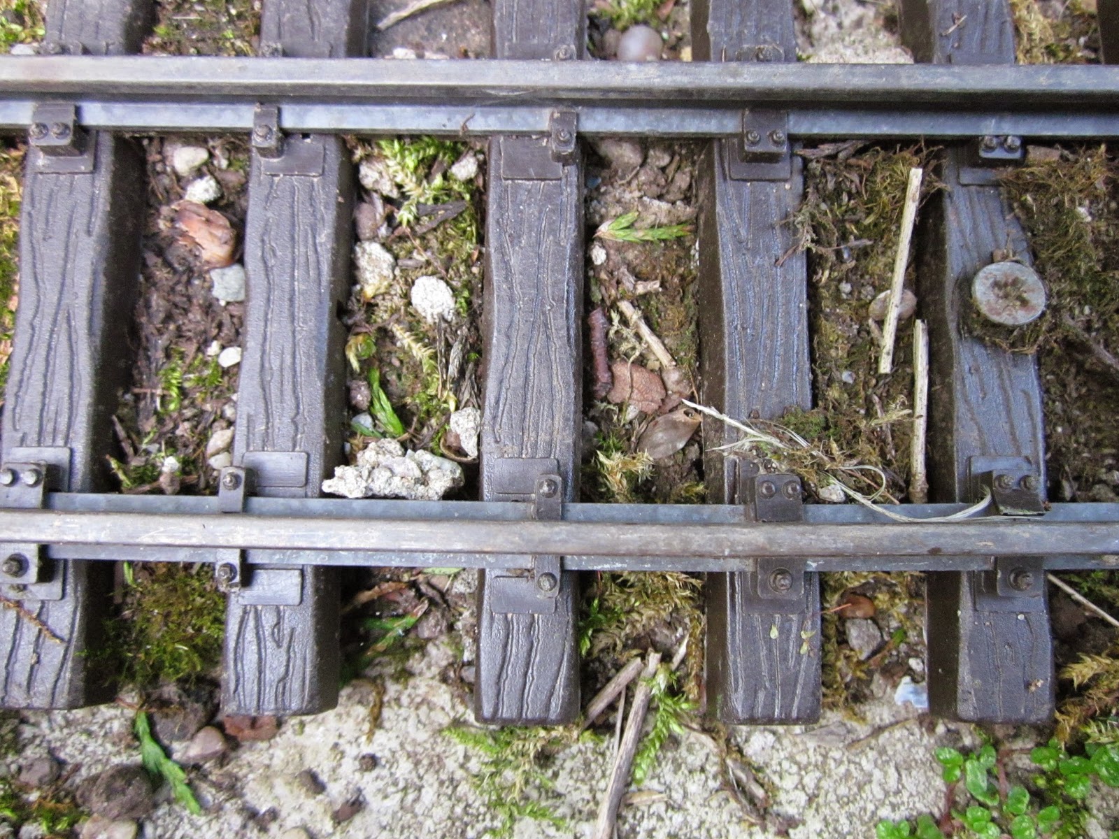 Peckforton Light Railway: How I ironed out some kinks in my track with ...