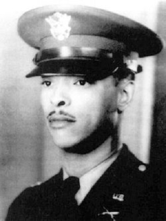 Chant du Départ: Extraordinary Men...