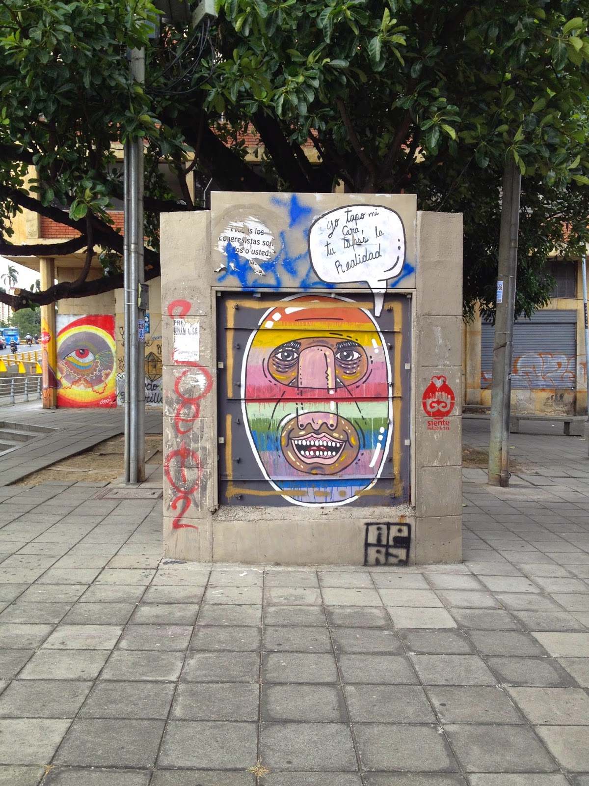 One Bunting Away: Street art in Cali - Colombia