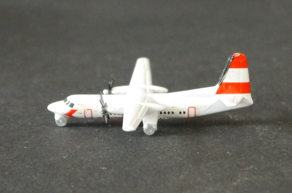 Toys from the Past: #834 SCHABAK – AUSTRIAN AIRLINES FOKKER 50, AIRBUS ...
