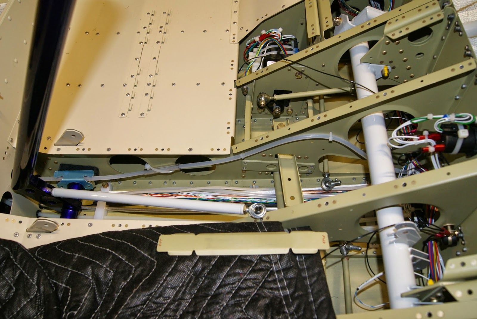 DOG Aviation John's RV-12 Blog: Static Air Tubing Creates Conflict With ...