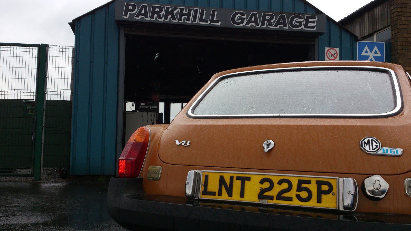 Life On Cars The Mgb Gt V8 A Great Car With A Wonderful Engine