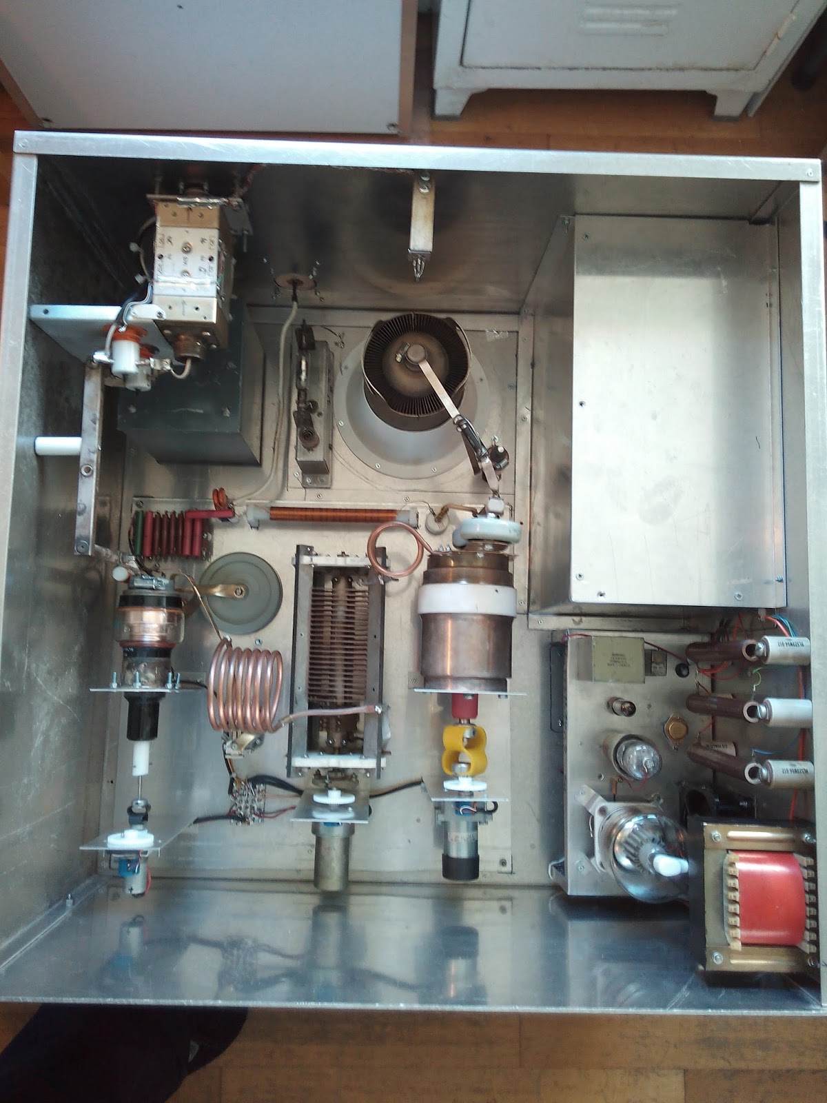 SV1BFW: NEW 12KW+ HF 4CX5000 LINEAR AMPLIFIER