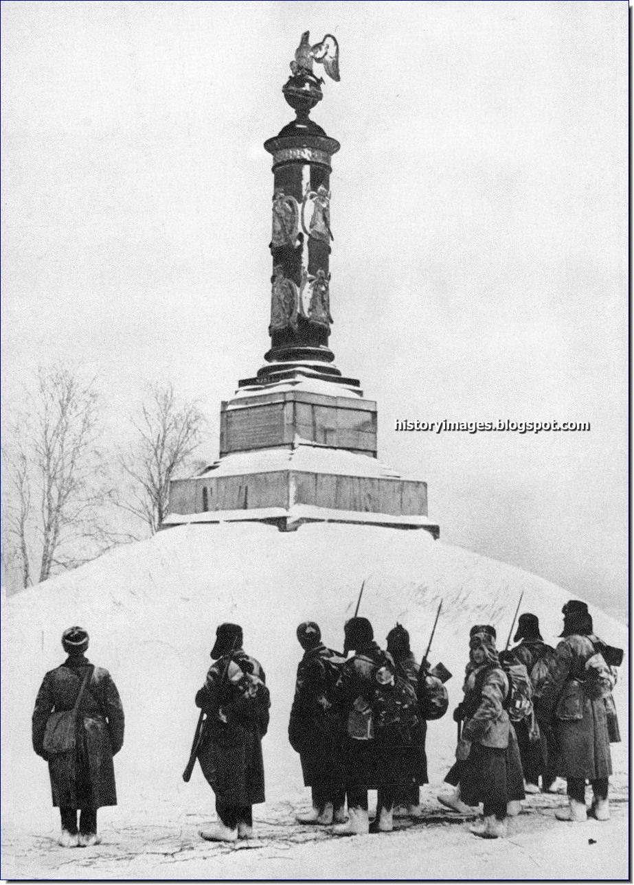 HISTORY IN IMAGES: Pictures Of War, History , WW2: Battle Of Moscow ...