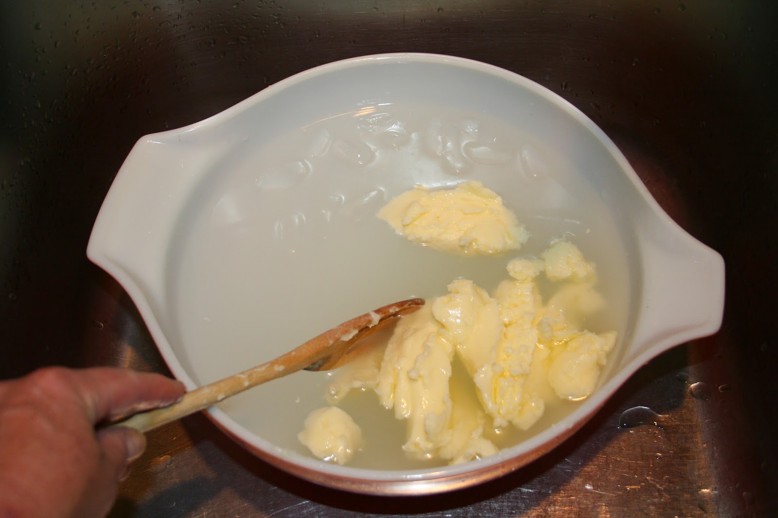 Whispers From Elizabeth: Do You Know How to Make Butter?